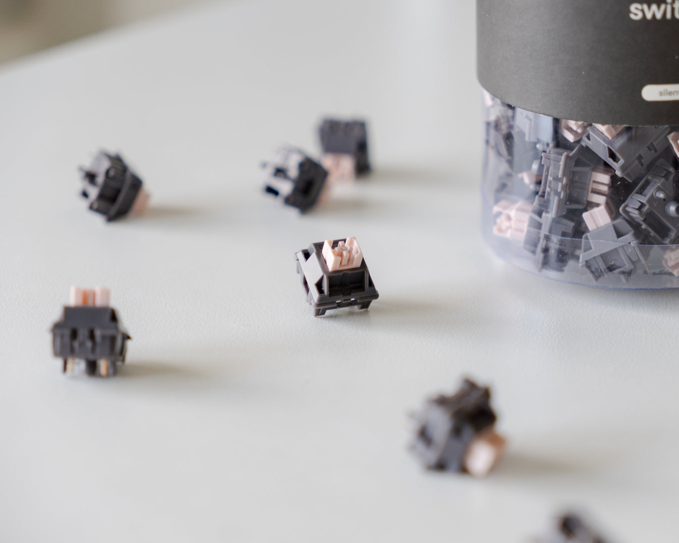 little ghost silent linear switches – osume