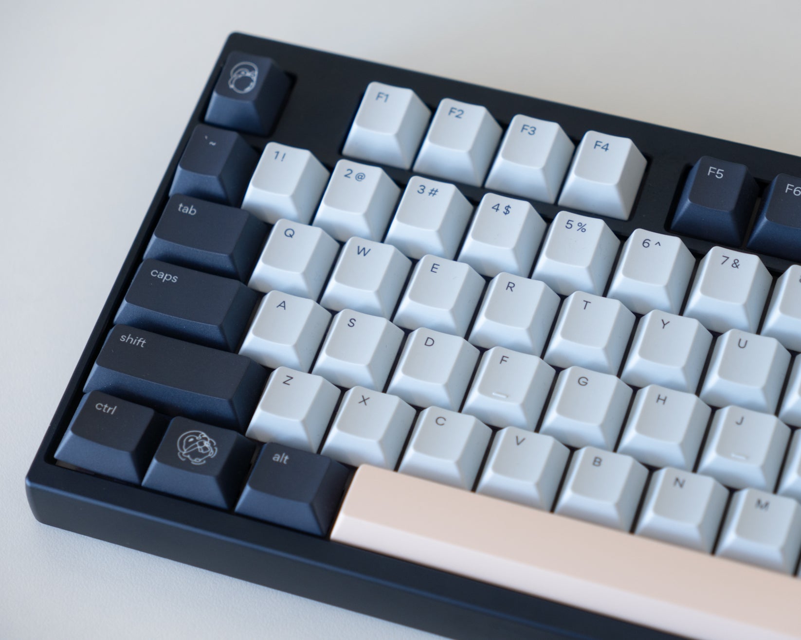 winterglow eve keycaps – osume